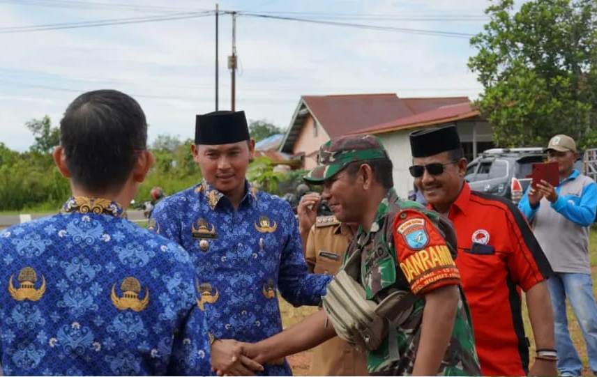Camat Mentebah Berganti, Wabup Wahyudi Tegaskan Ini - RUAI.TV Camat Mentebah Berganti, Wabup Wahyudi Tegaskan Ini - RUAI.TV