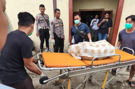 Mayat Pria Terbungkus Karung Gegerkan Sanggau, Terduga Pembunuh ...